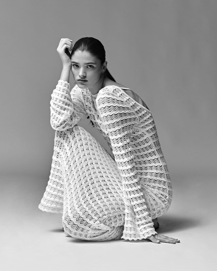 Alexandra Micu picture