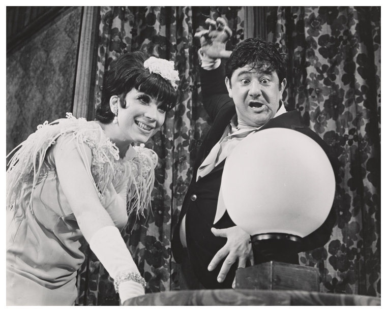 Luba Lisa, Buddy Hackett