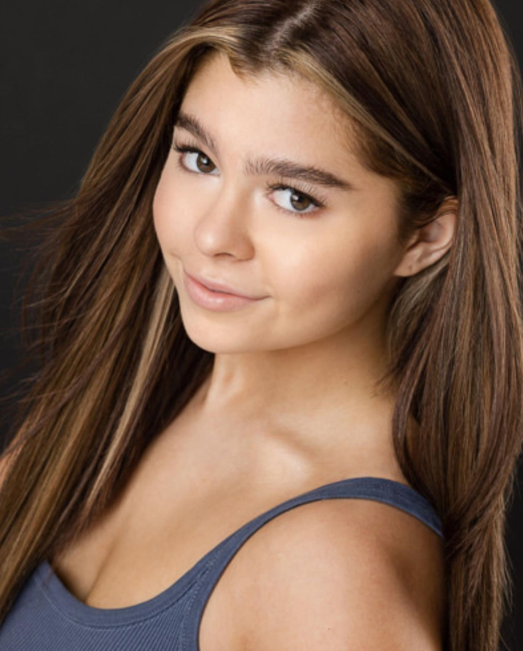 Addison Riecke image