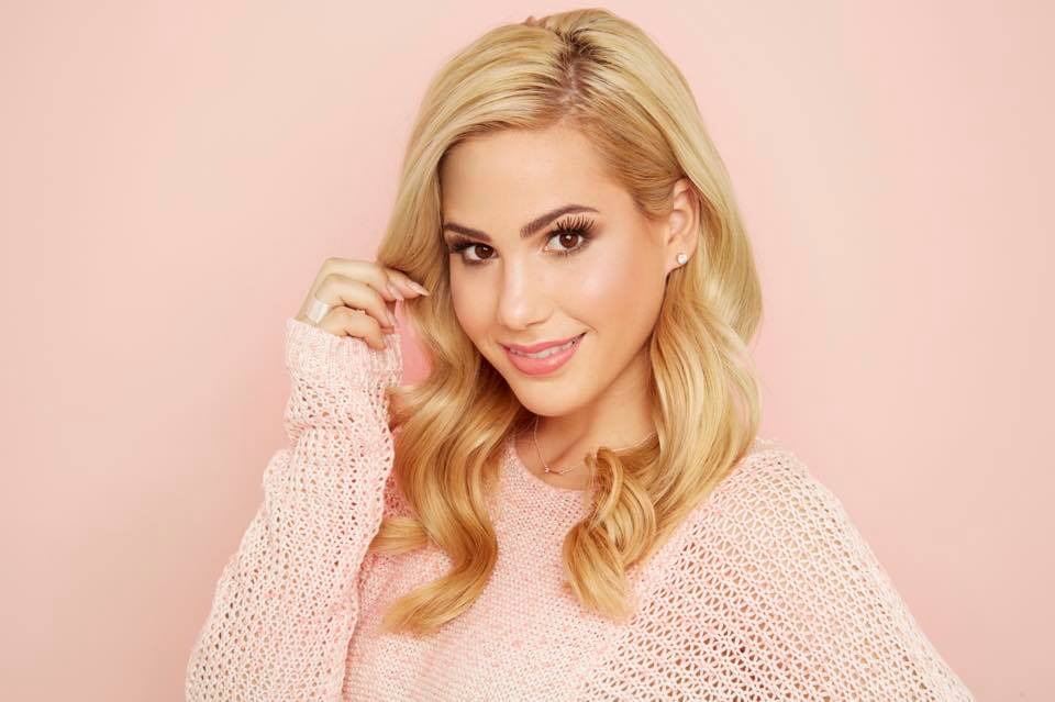 Picture of Angelina Heger