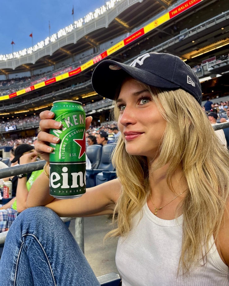 Picture of Anna Modler