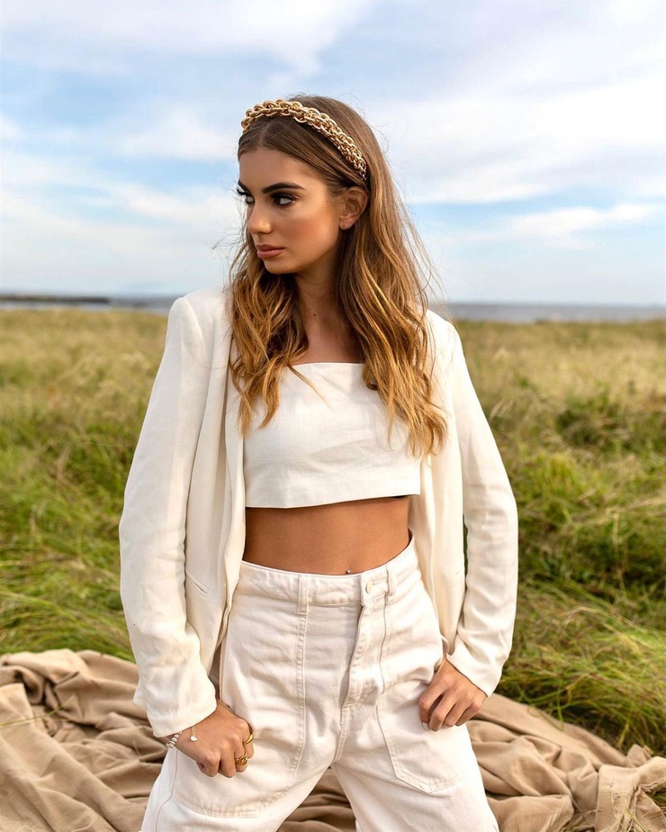 Sarah Leonard picture