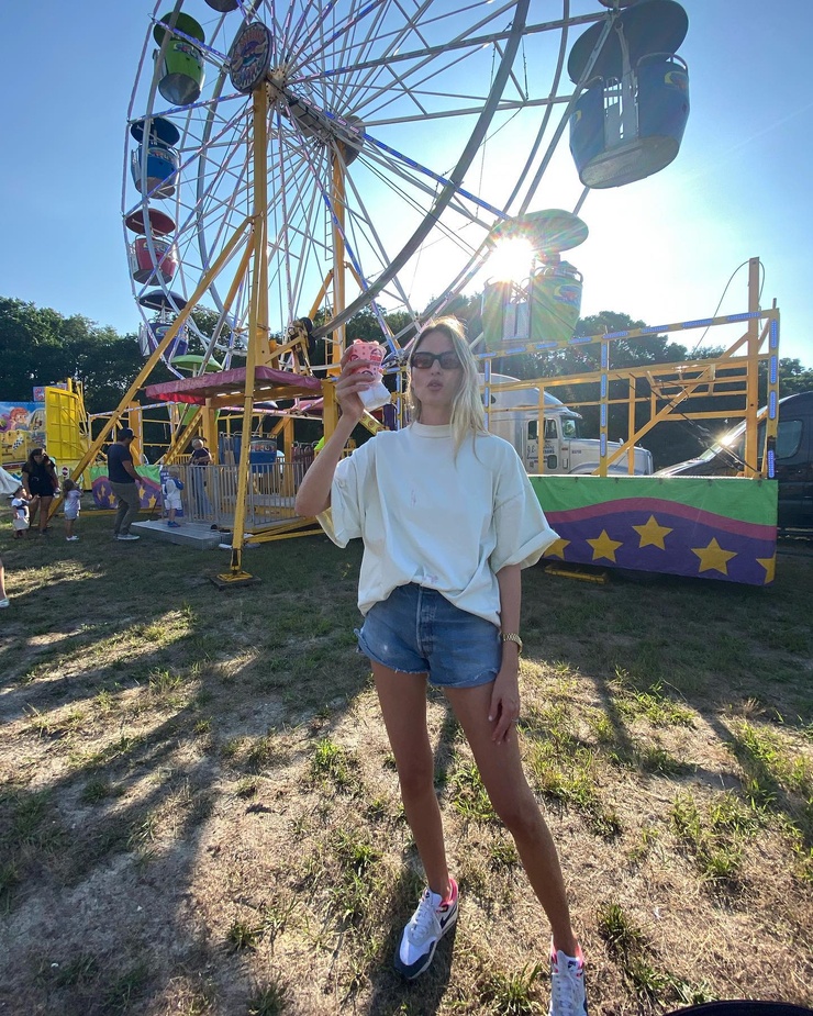 Picture of Martha Hunt