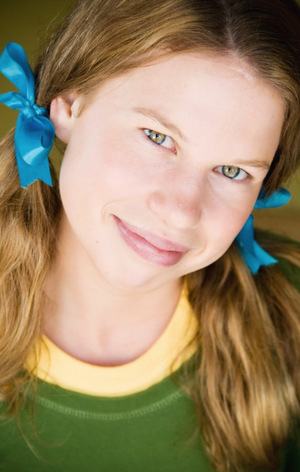 Hayley Holmes picture