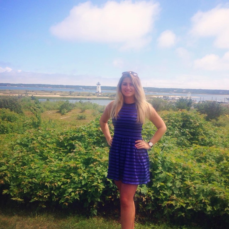 Picture of Elise Mosca.