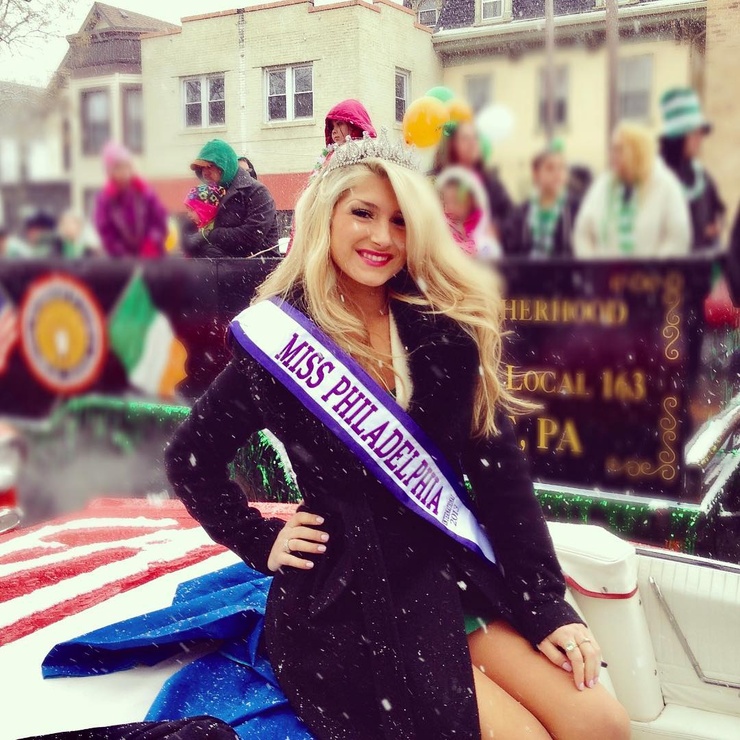 Image of Elise Mosca.