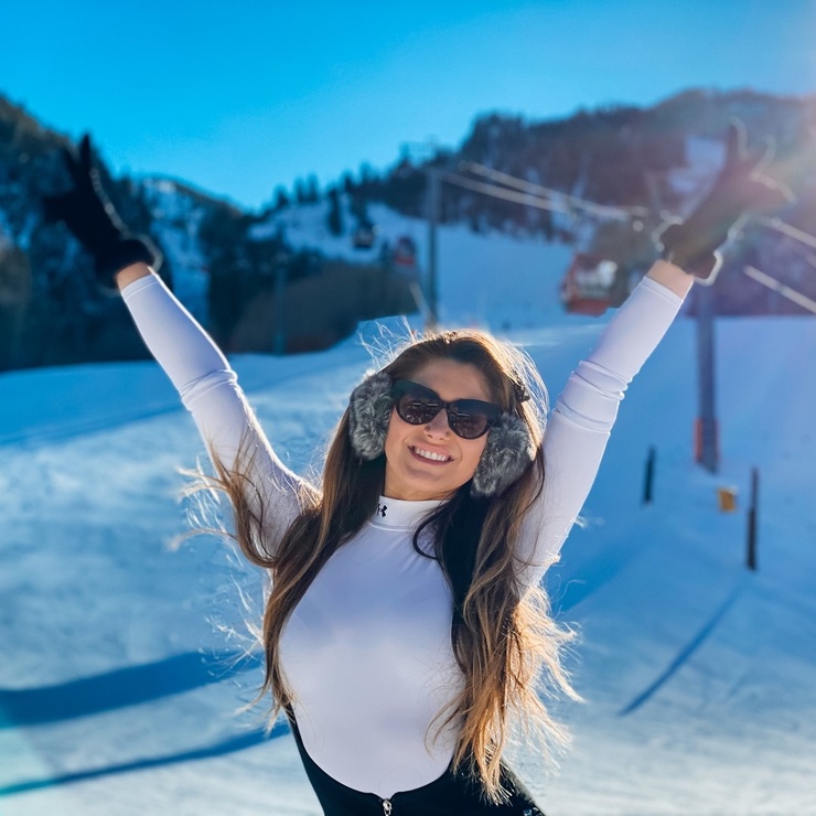 Picture of Elise Mosca.