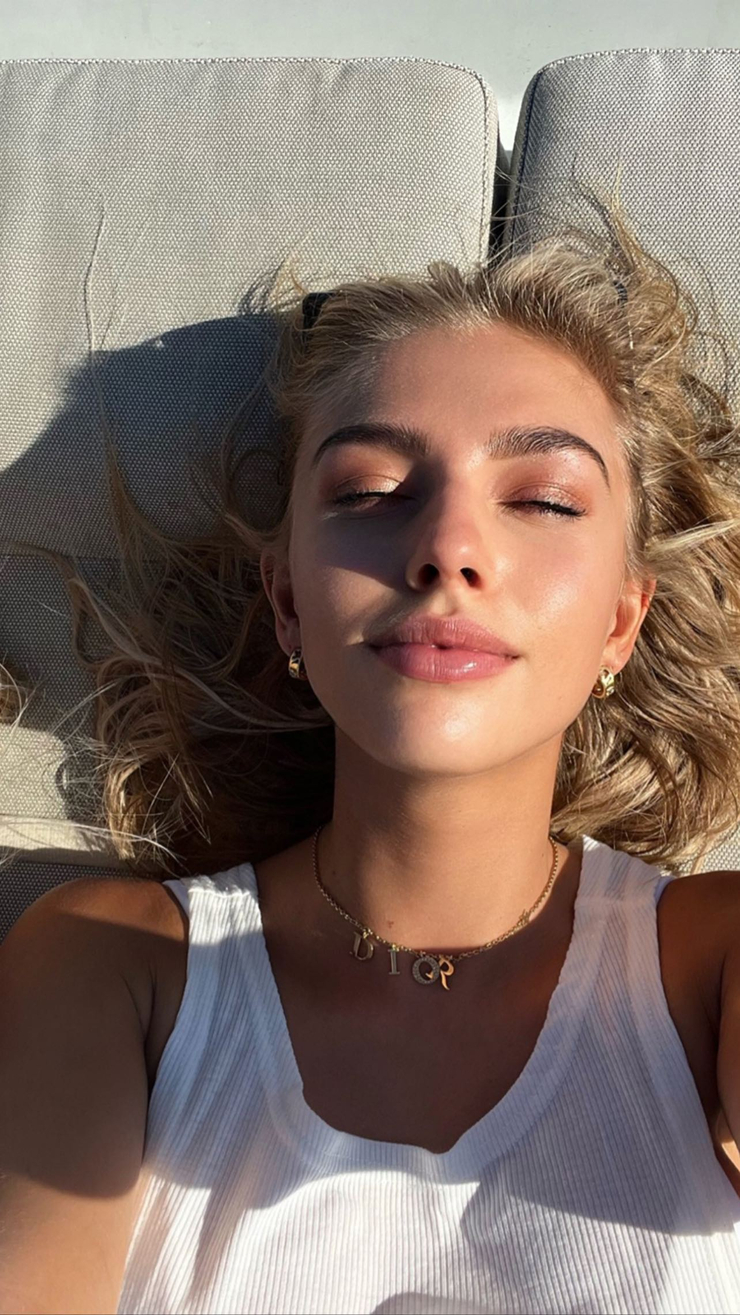 Alexa Breit picture