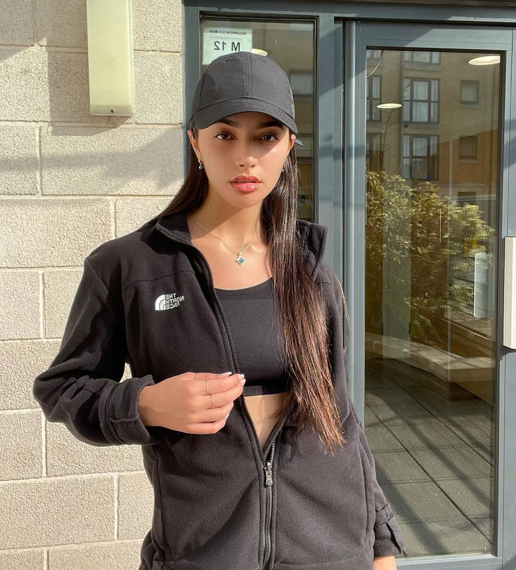 Picture of Azra Ciftci