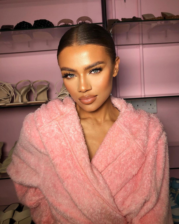 Picture of Mia Rothwell