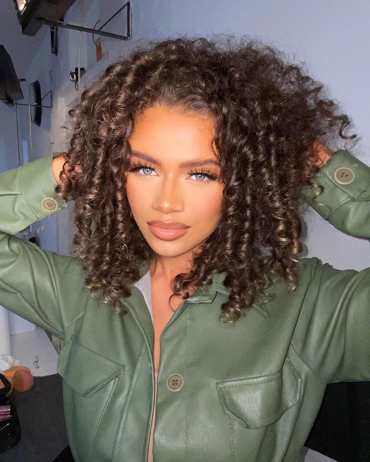 Picture of Mia Rothwell