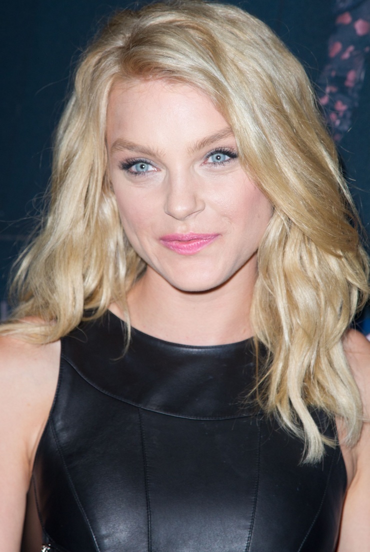 Jessica Stam image