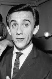 Picture of Kenneth Hume