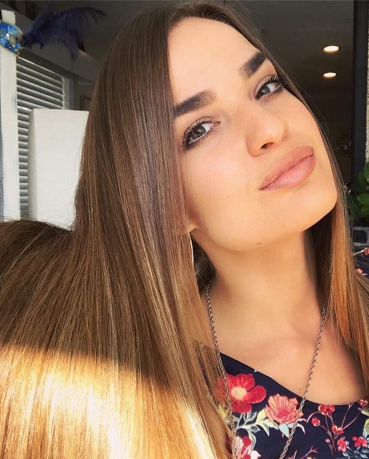 Picture of Ariel Lyndsey