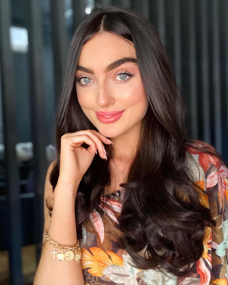 Picture of Paris Raine