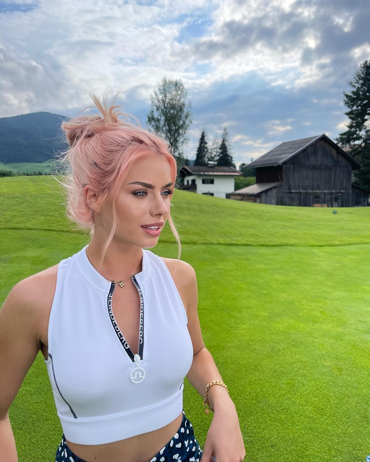 Image of Kim Schiele