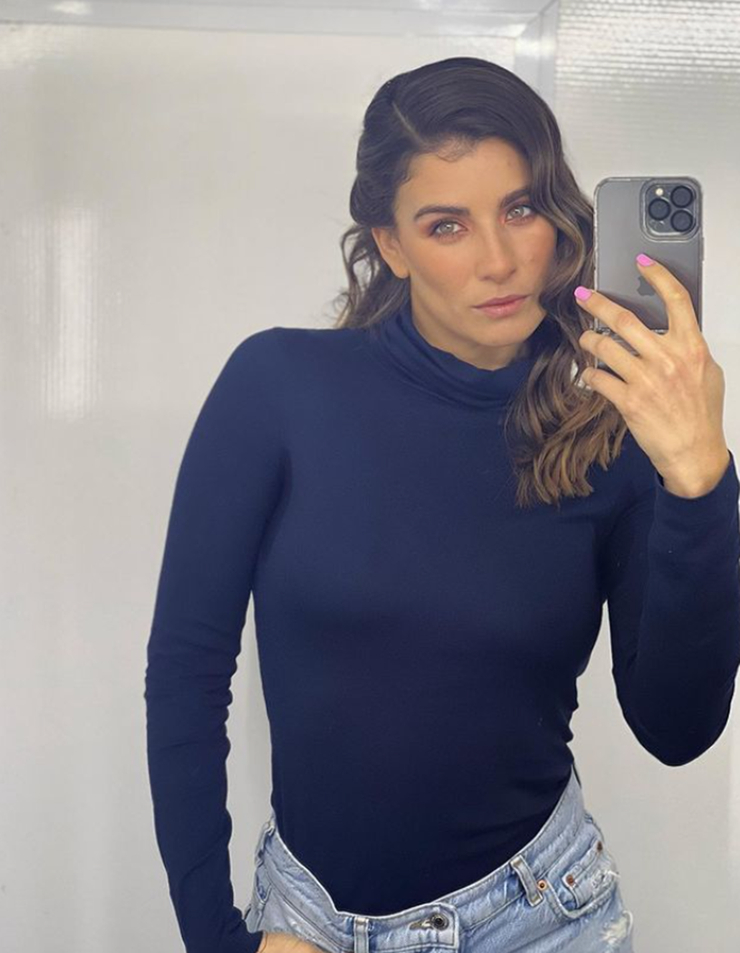 NATASHA DOMINGUEZ picture