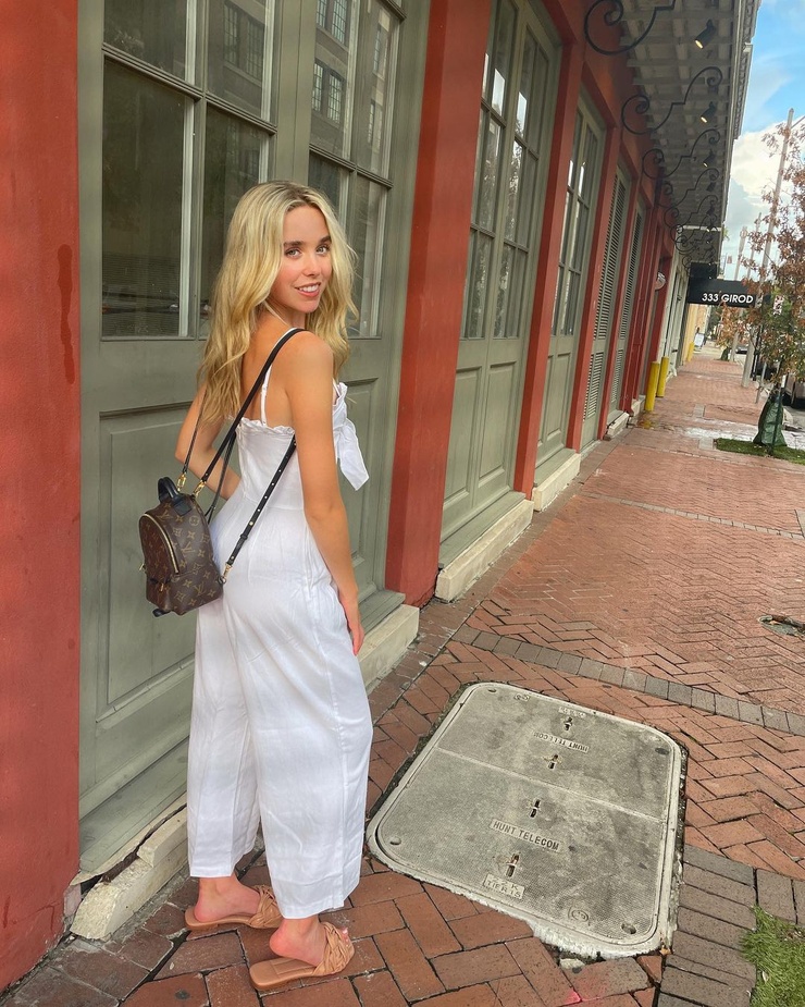 Picture of Jenna Davis