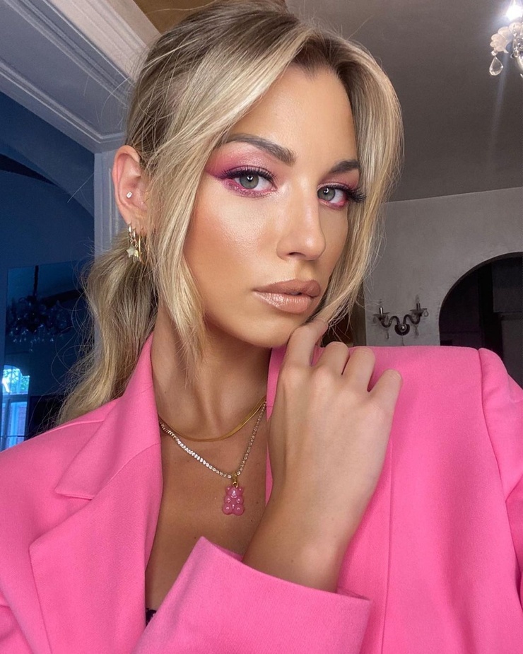 Elene Dizdar picture