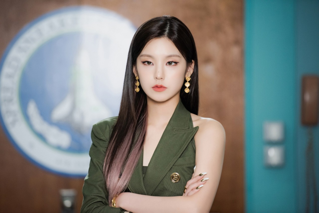 Picture of Hwang Yeji