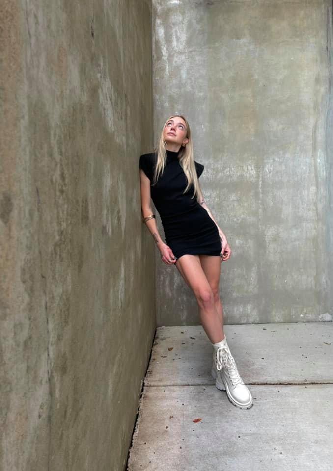 Picture of Danielle Bradbery