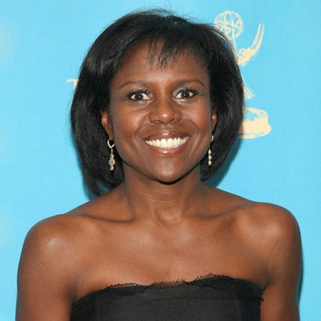 Picture of Deborah Roberts