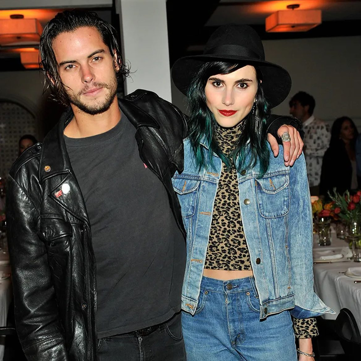 Langley Fox Hemingway picture