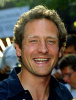 Picture of Sam Robards