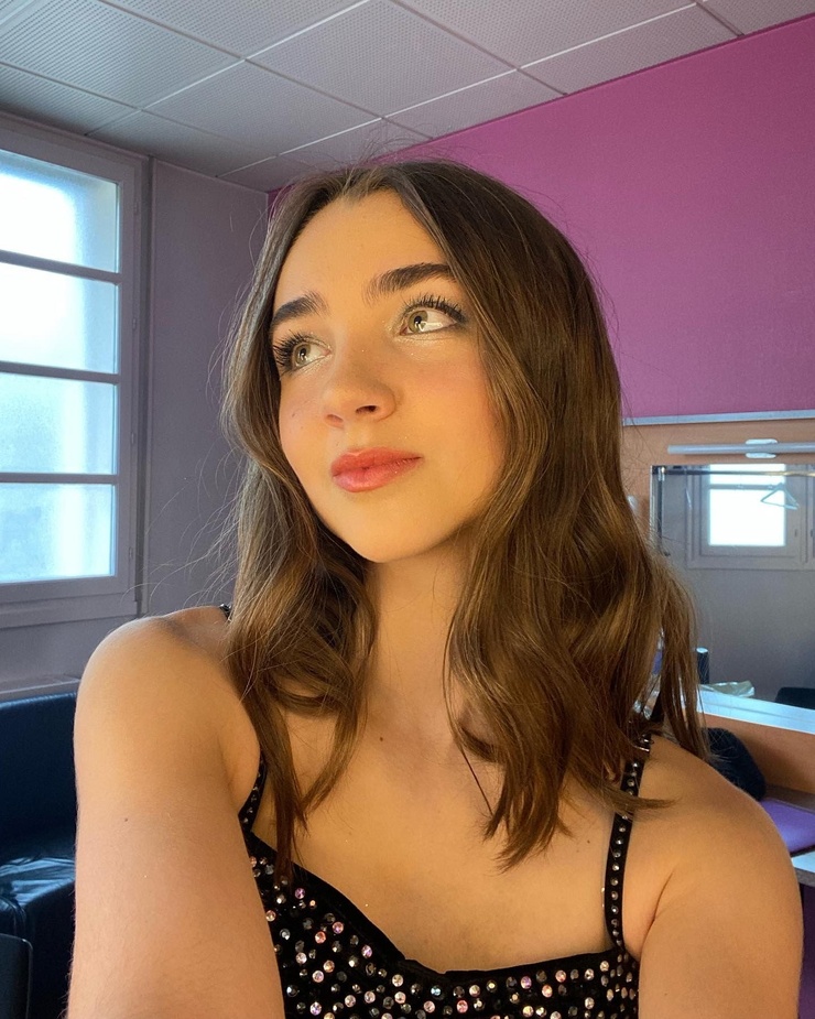 Listal - List the stuff you love! Movies, TV, music, games and books