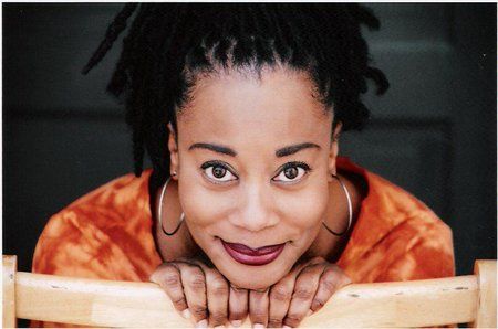 Picture of Carla Renata