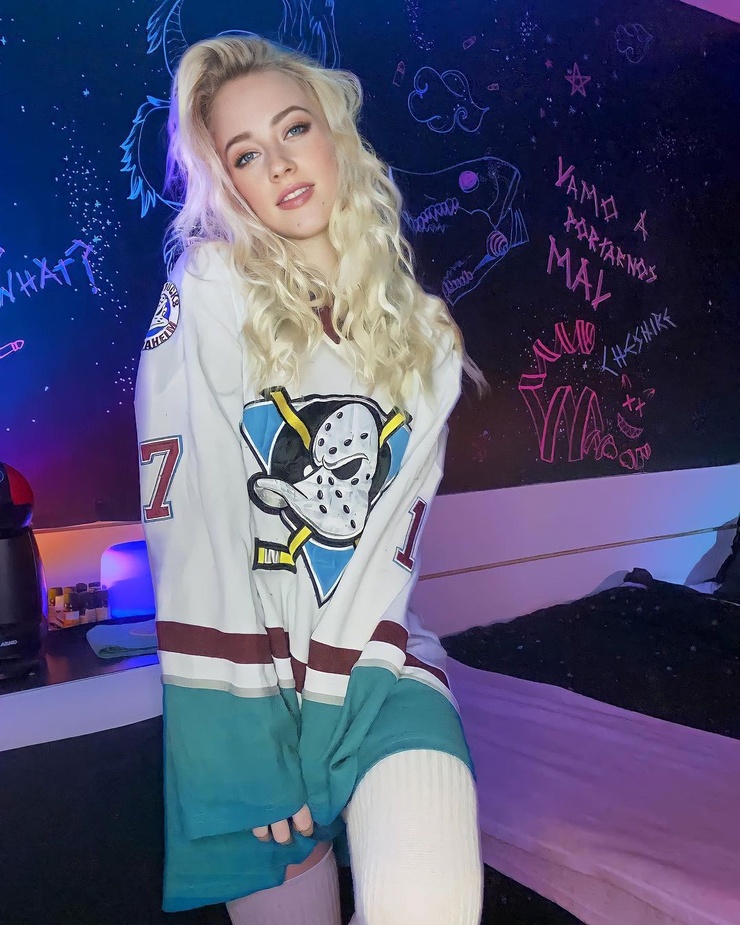 Picture of Vitória holtt