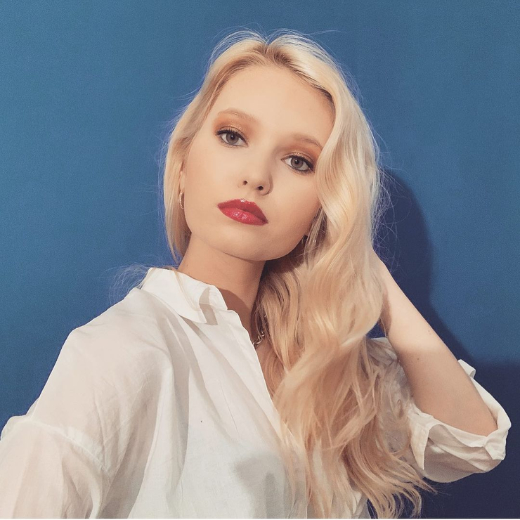 Picture of Alli Albrecht