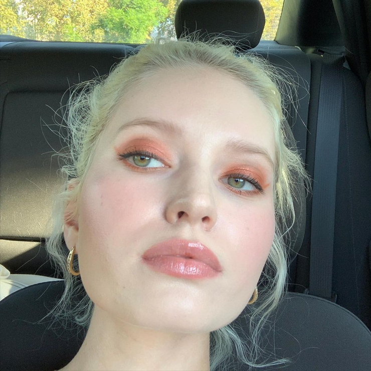 Picture of Alli Albrecht