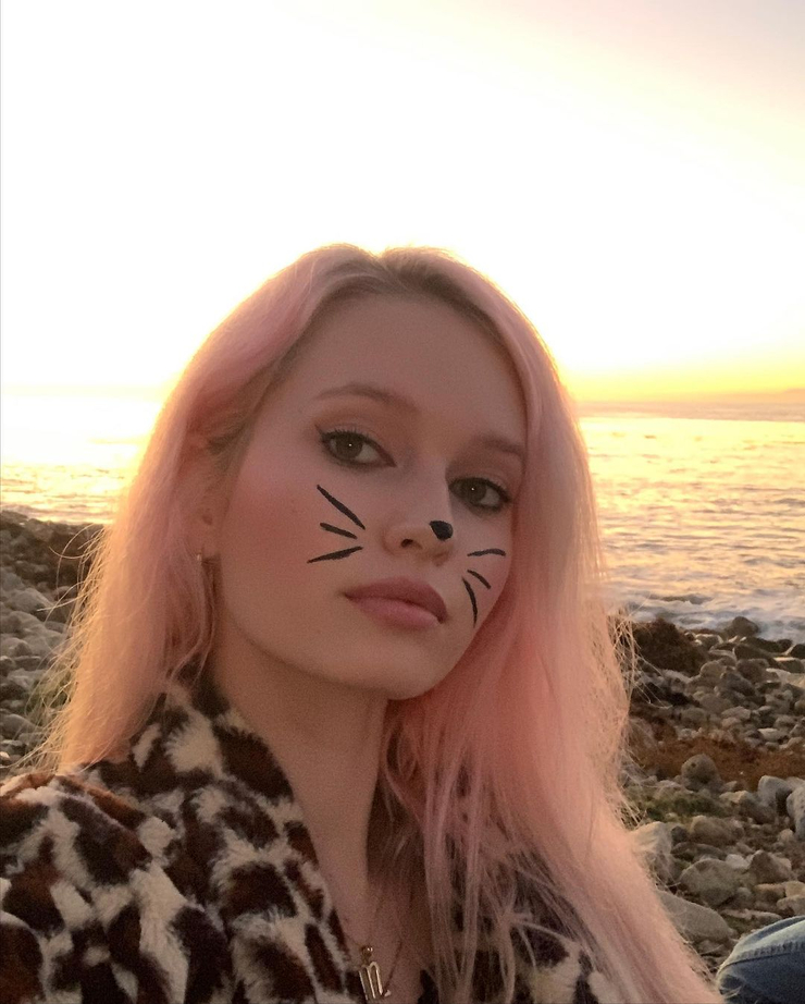 Picture of Alli Albrecht