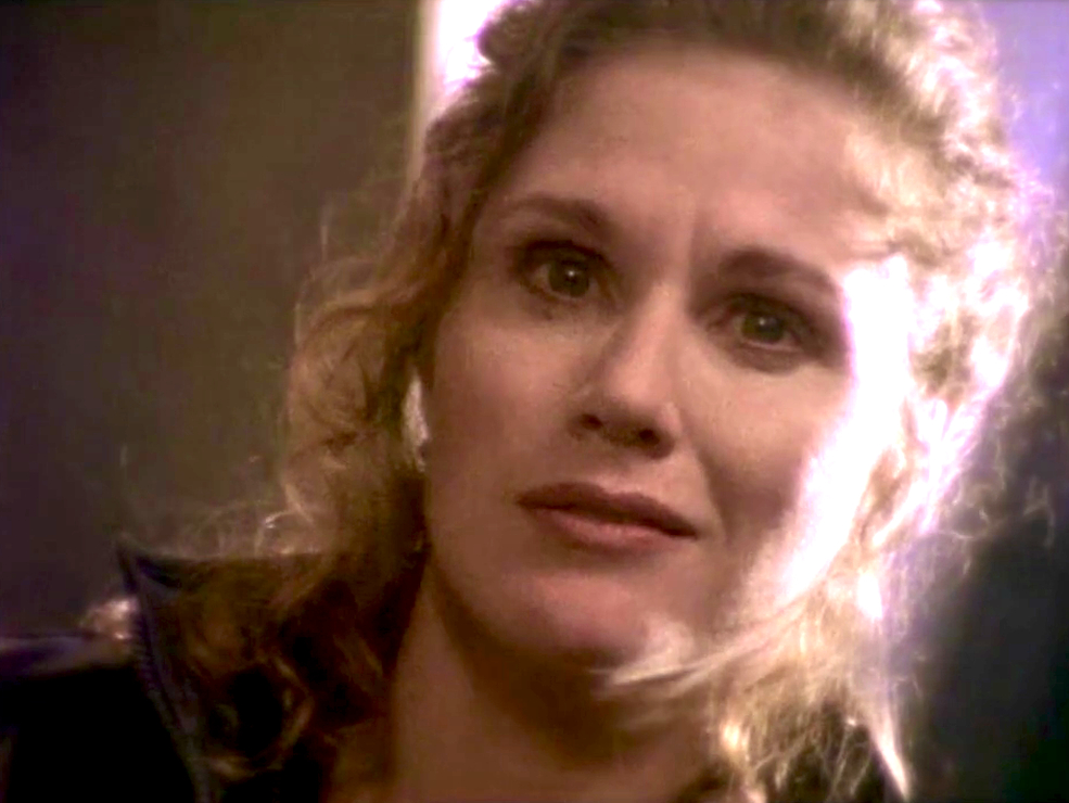 Gwynyth Walsh as "The Hunter" [Forever Knight - S2