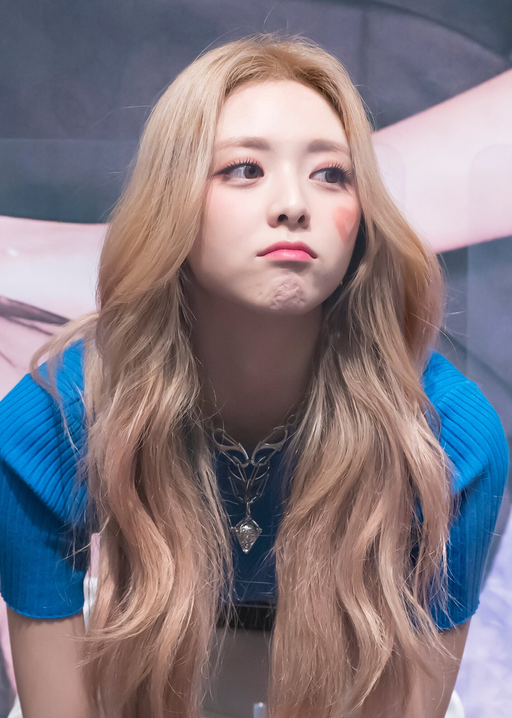 Picture of Shin Yuna