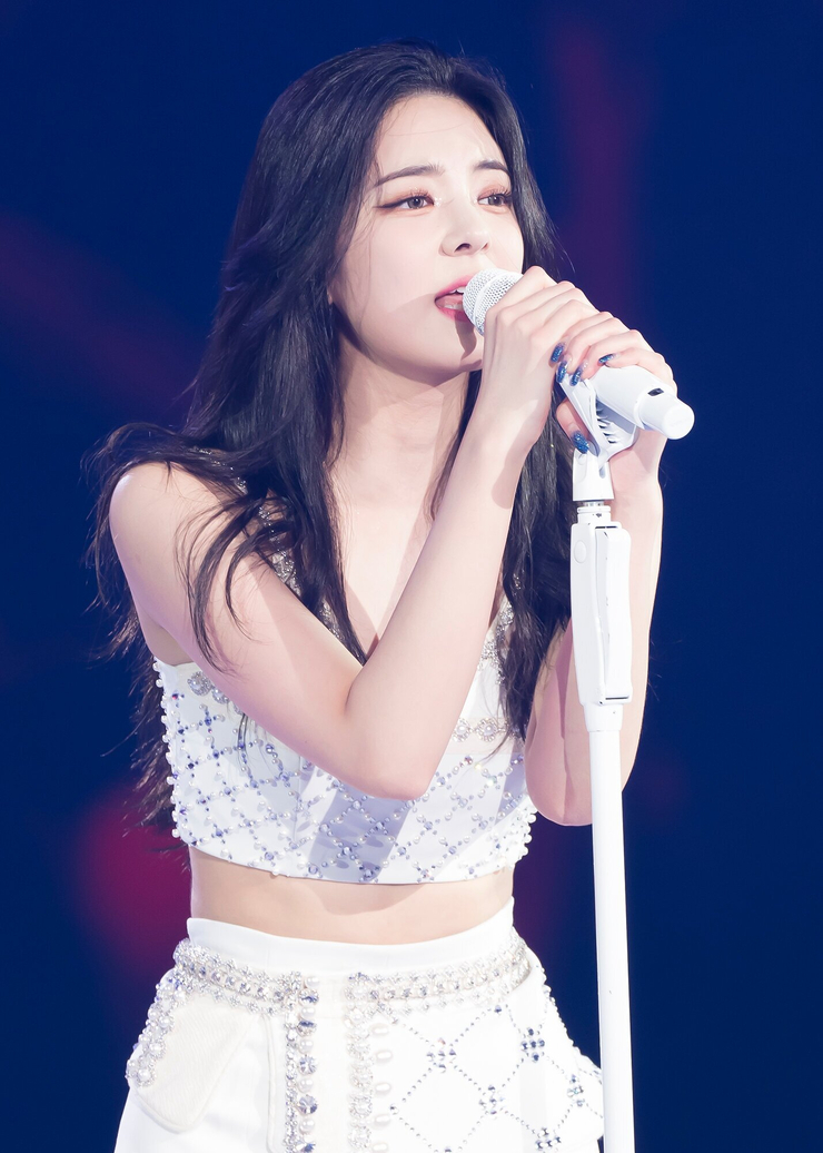 Picture of Choi Jisu