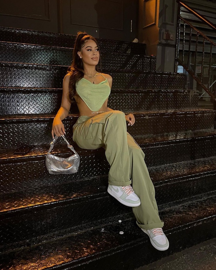 Flor De La Rosa picture