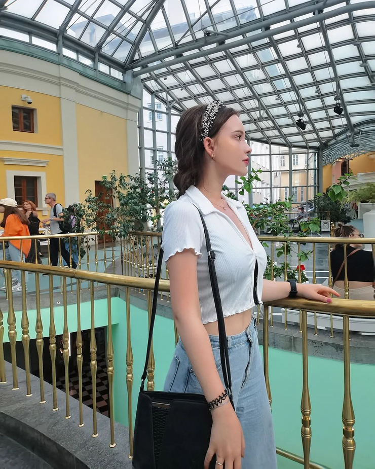 Image of Anna Pan (Anzai)