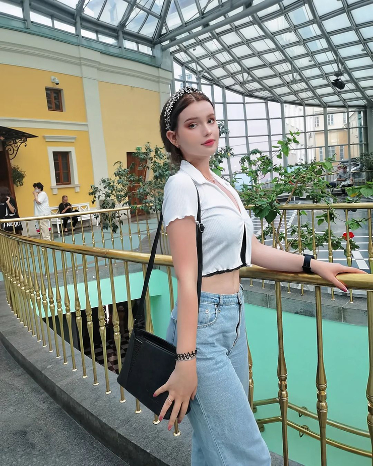 Anna Pan (Anzai) picture