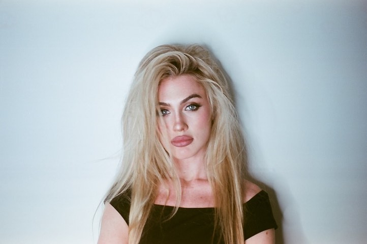 Picture of Emma Holzer