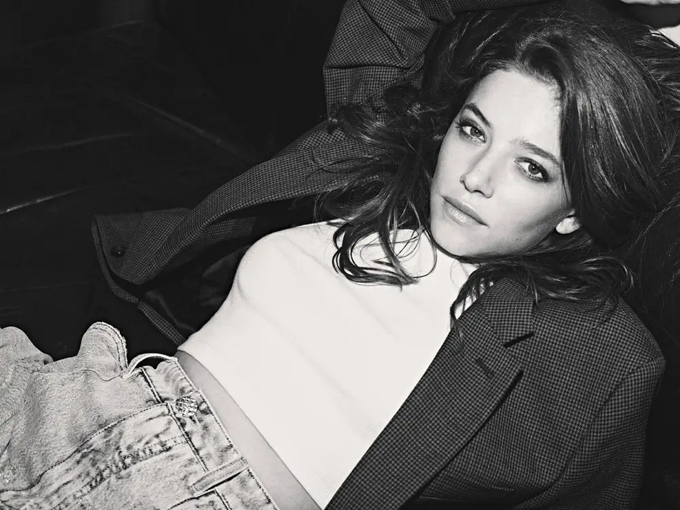 Picture of Zoé Adjani