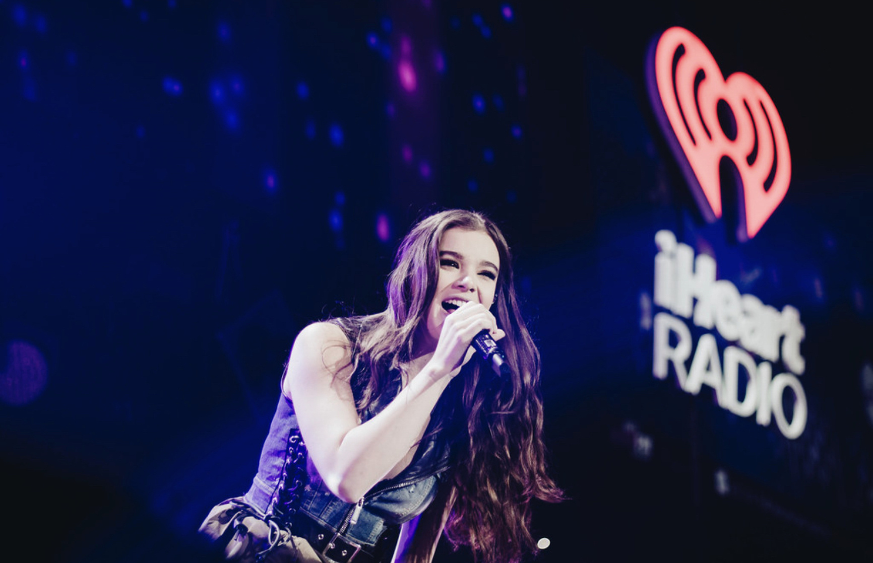 Hailee Steinfeld picture