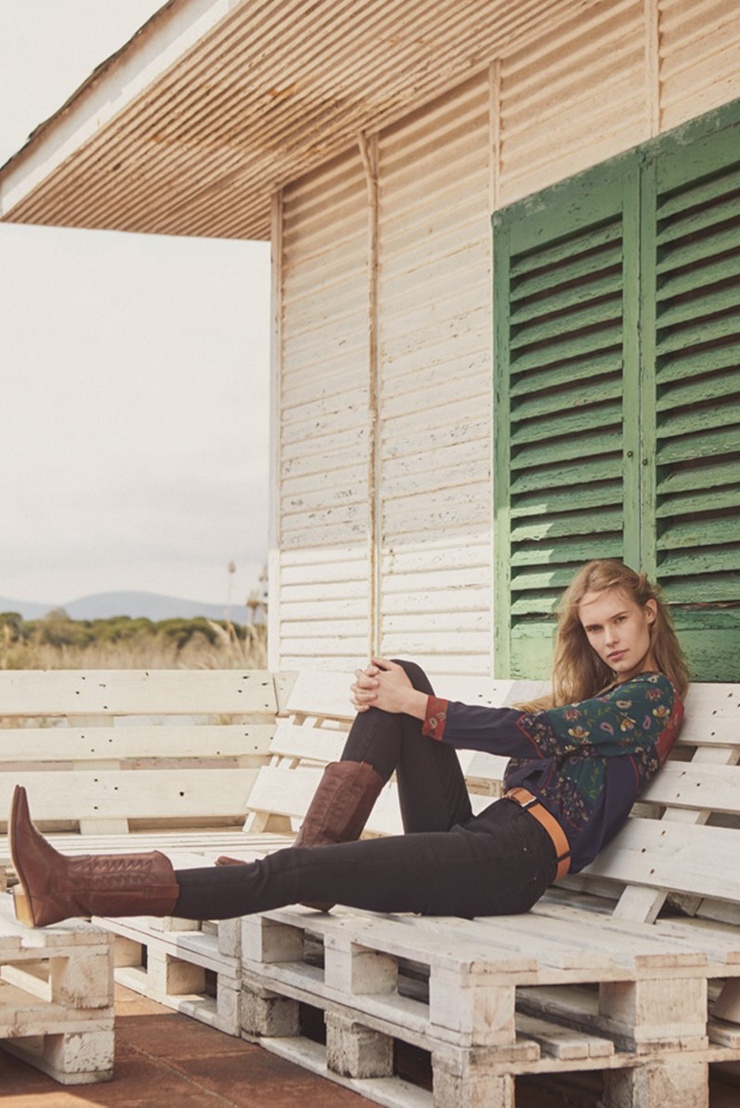 Picture of ANNE DEN OUTER