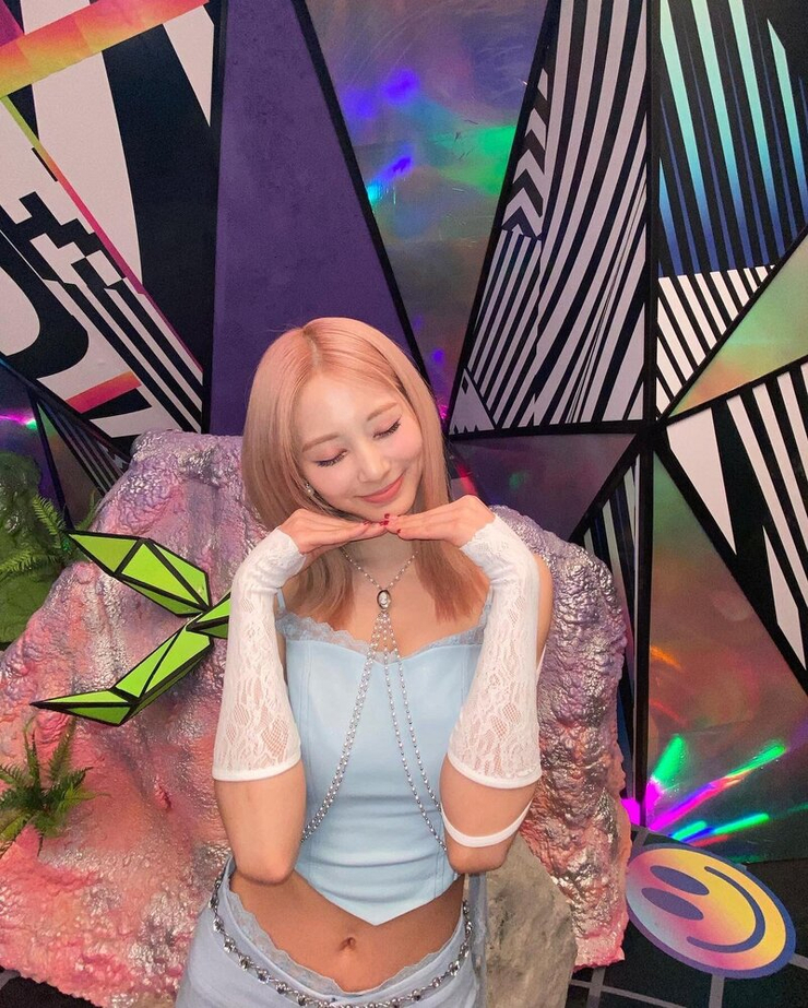 Chou Tzu-yu (Tzuyu) picture