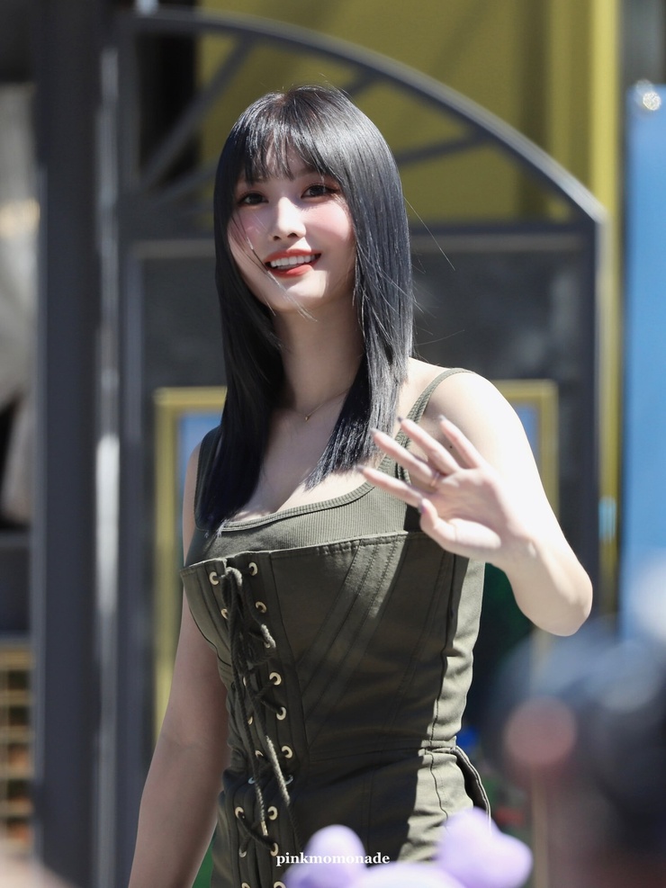 Picture of Hirai Momo