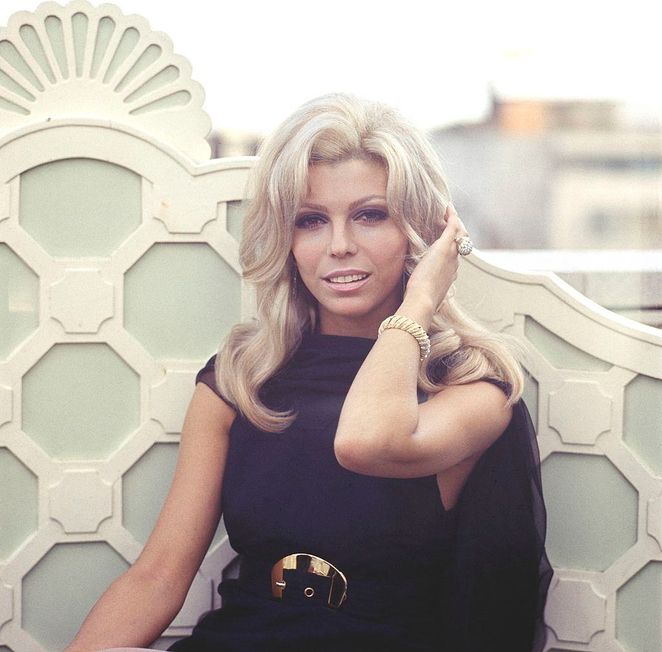 Nancy Sinatra image