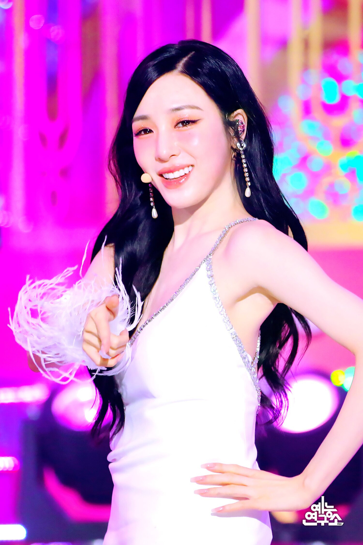 Hwang Mi-Young picture