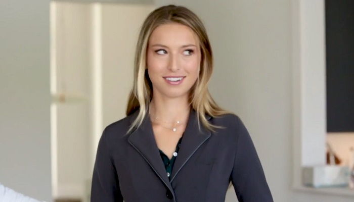 Eve Jobs Random Web Finds August 2022