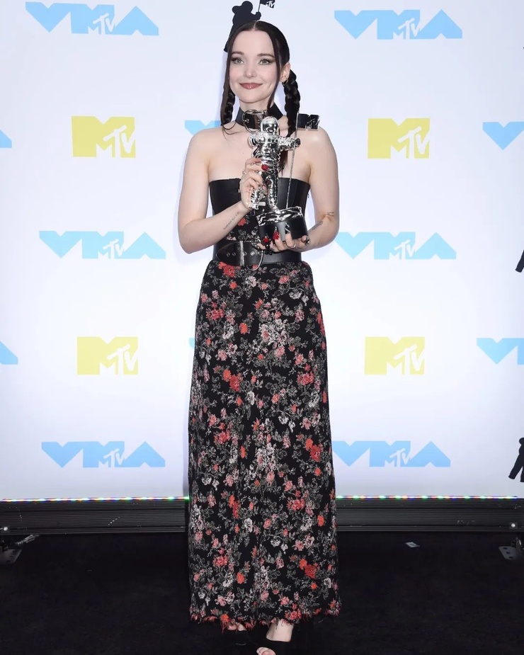 Dove Cameron picture